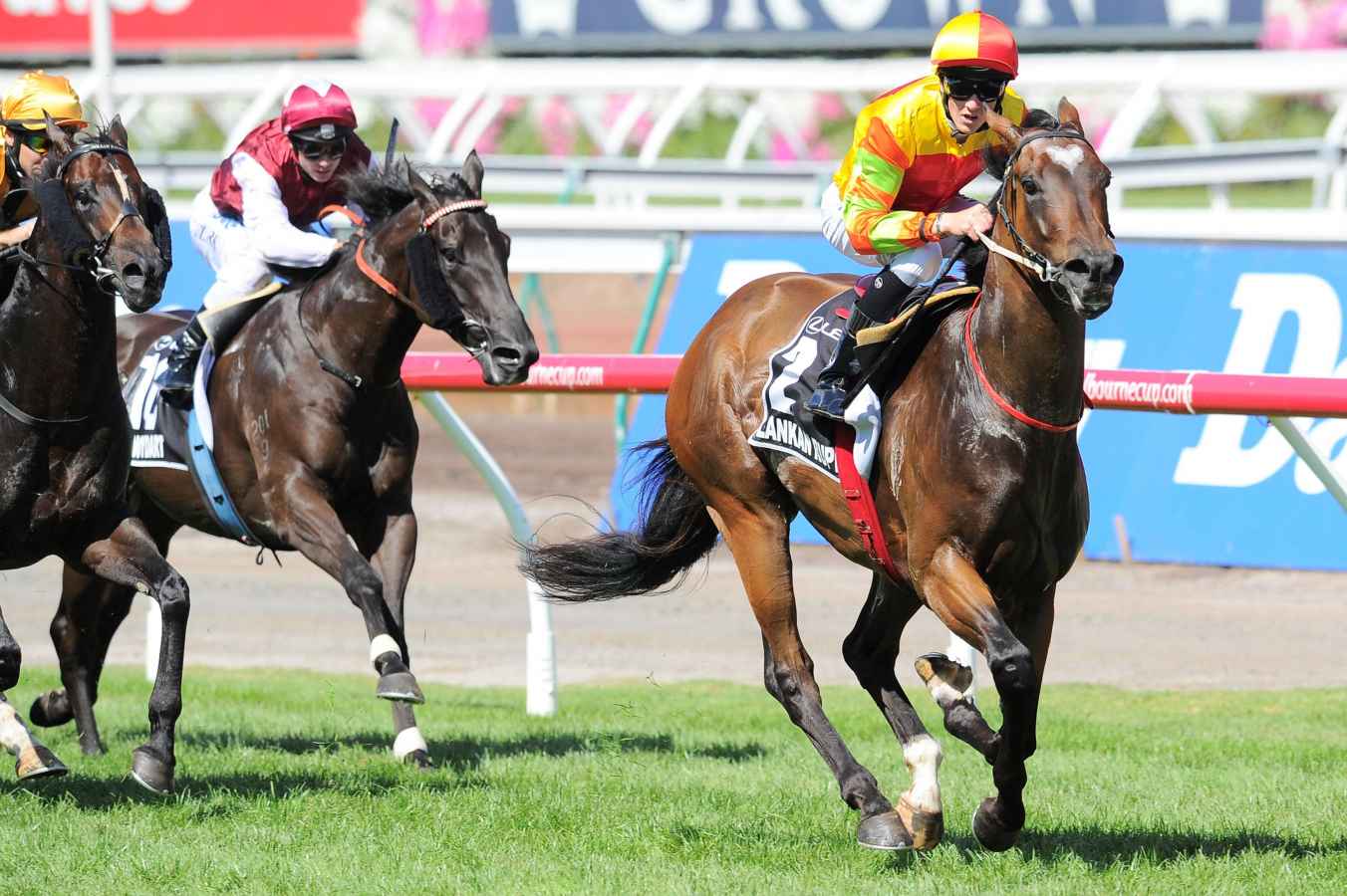 TJ Smith attracts full field of sprinters