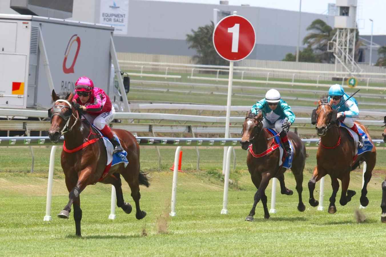 Millions reference a guide to G2 Champagne