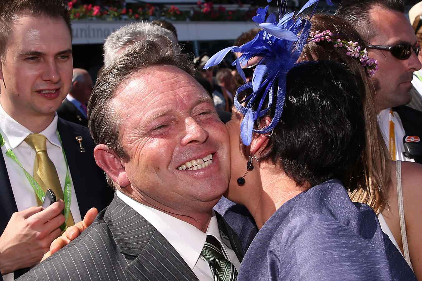 Laing set to unveil Dezannam at Sandown