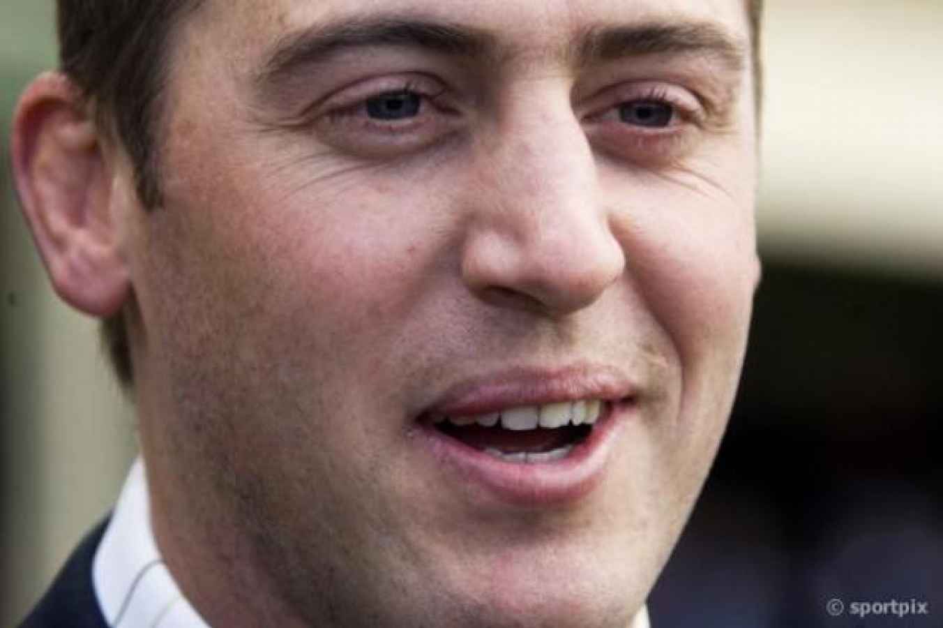 Gollan and McAlpine strike gold with Theft