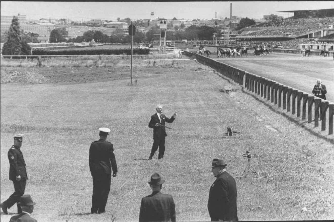 Why Walter Hoysted brought a shotgun to a whip fight