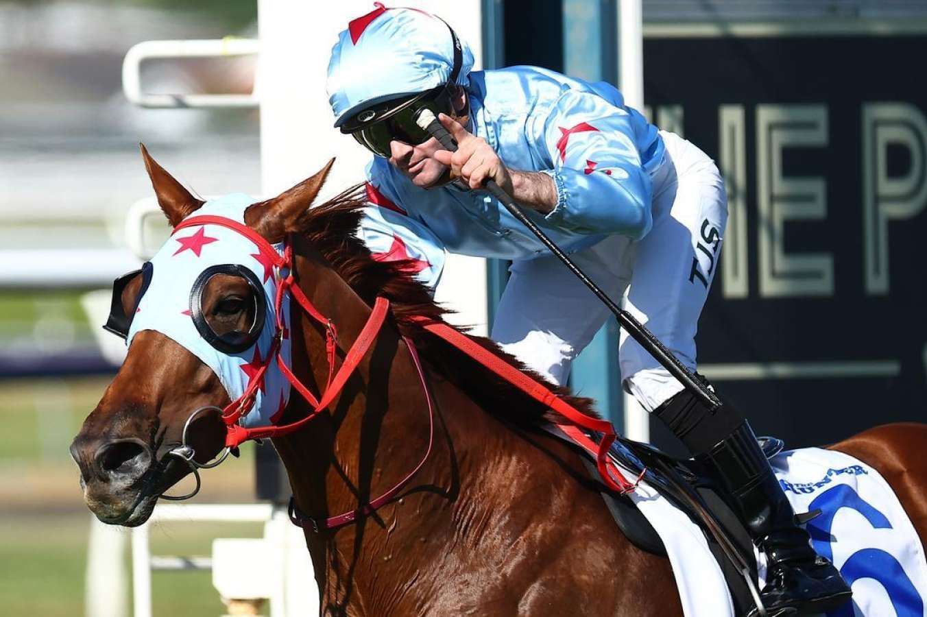 The Hunter field and barrier draw with 14 to run