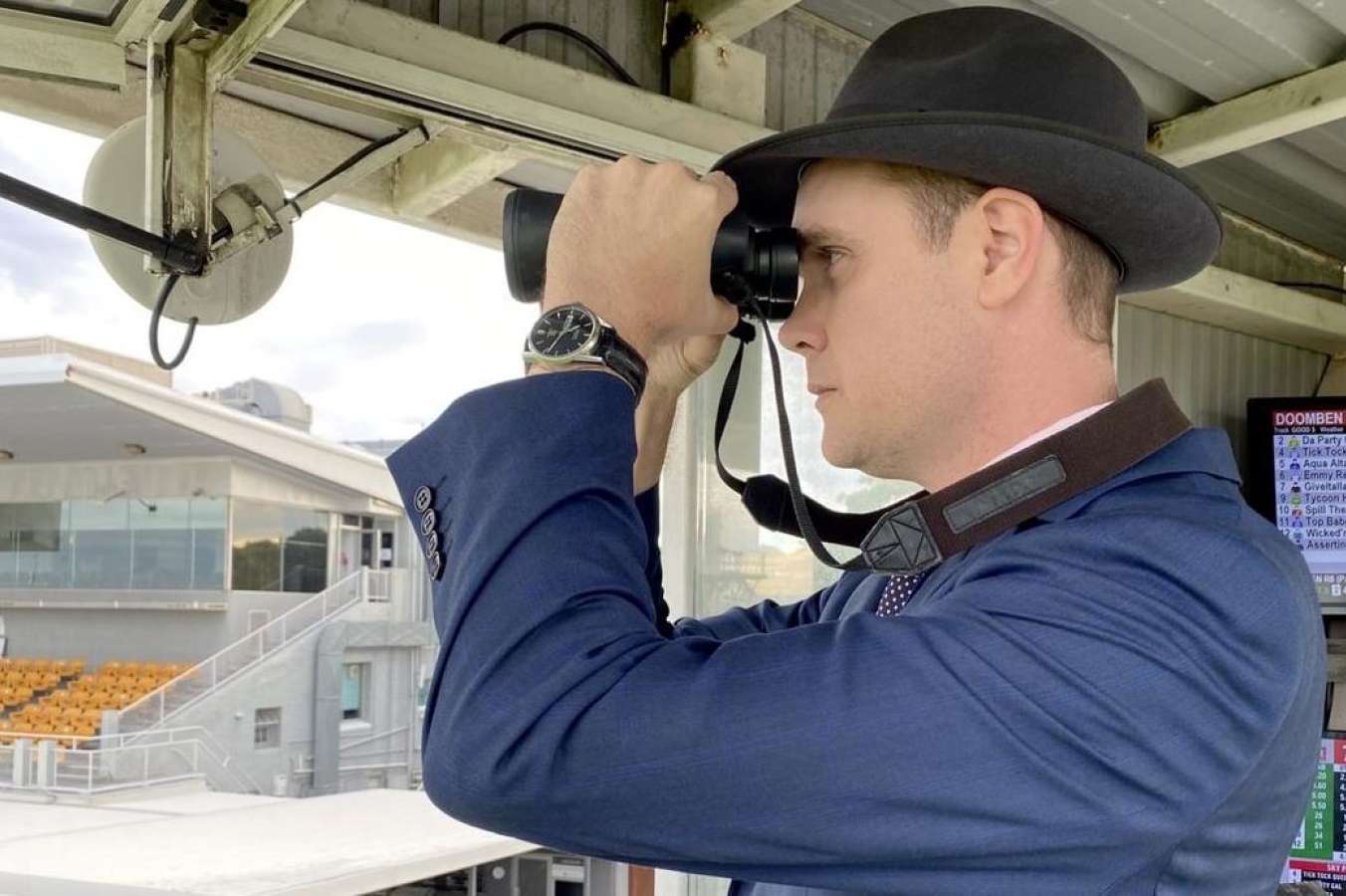 Why chief steward is giving riding instructions to jockeys