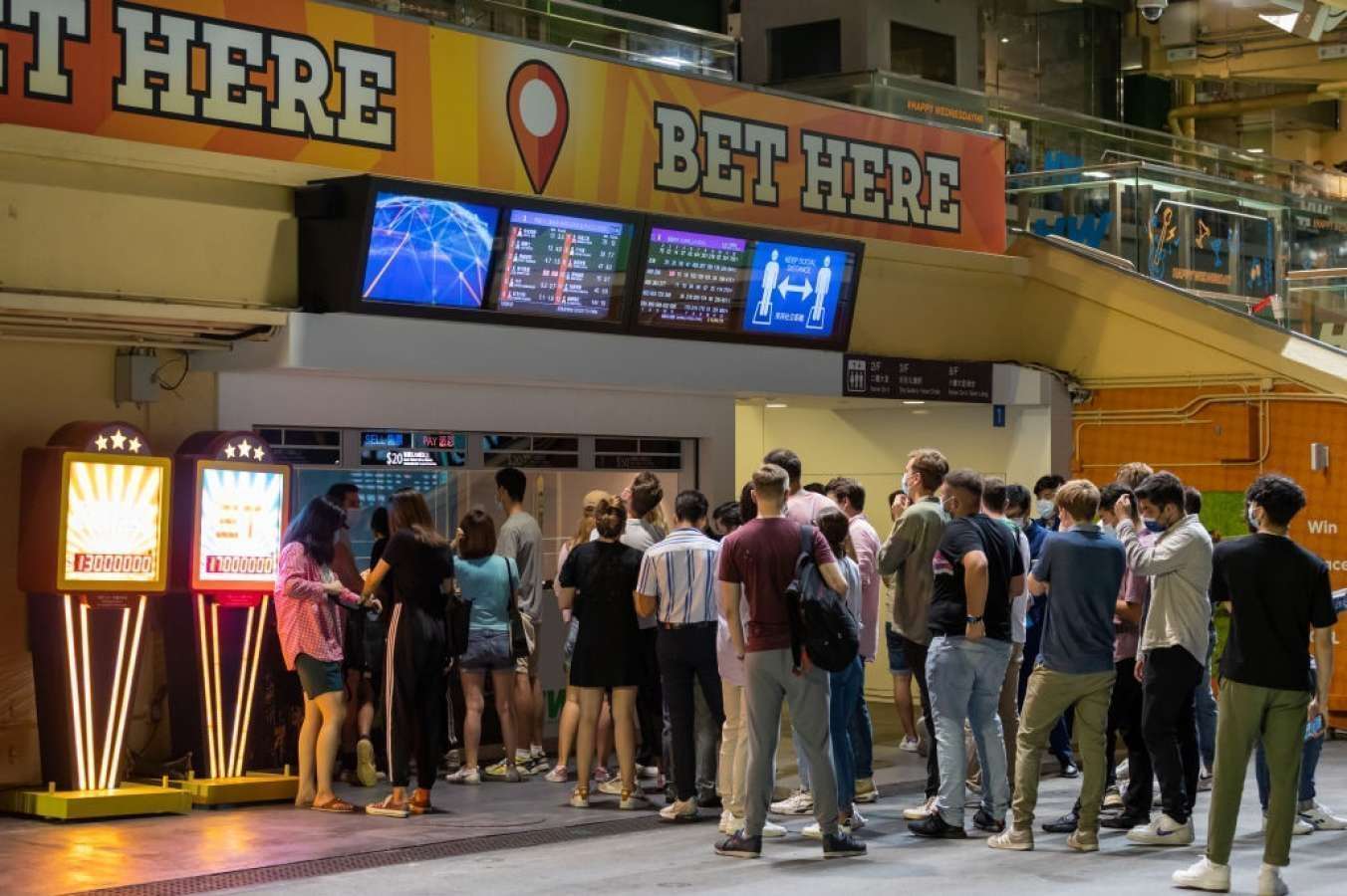 Happy Valley presenter selections: Tips, best bets, longshots [February ...