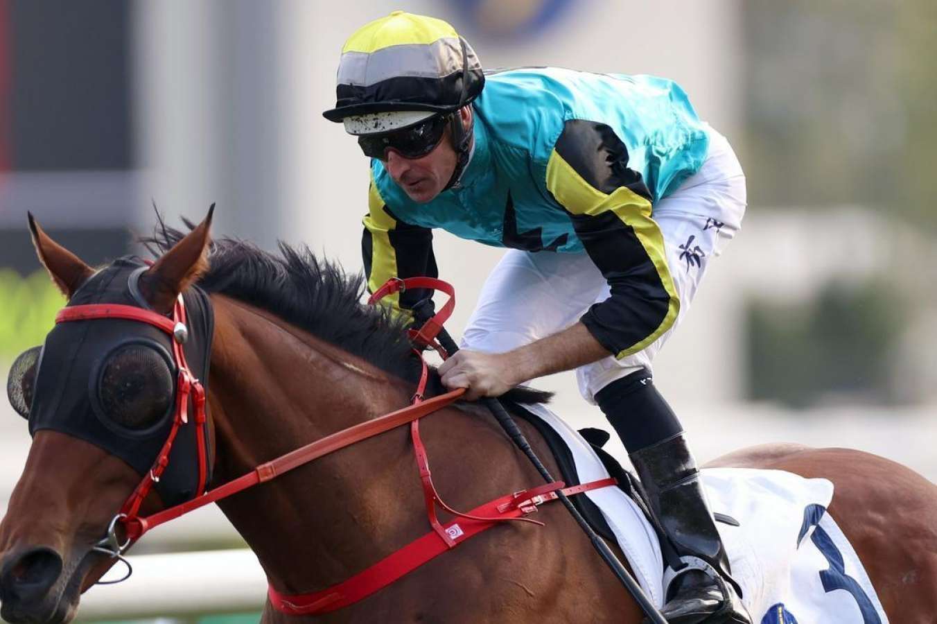 Hugh Bowman retains telling confidence in Raging Blizzard