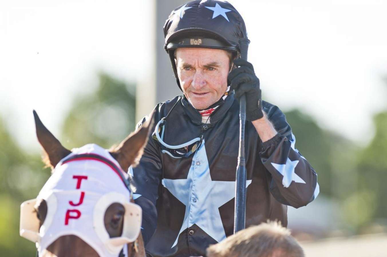 Popular Queensland jockey retires, stable switch for Felix The Scat